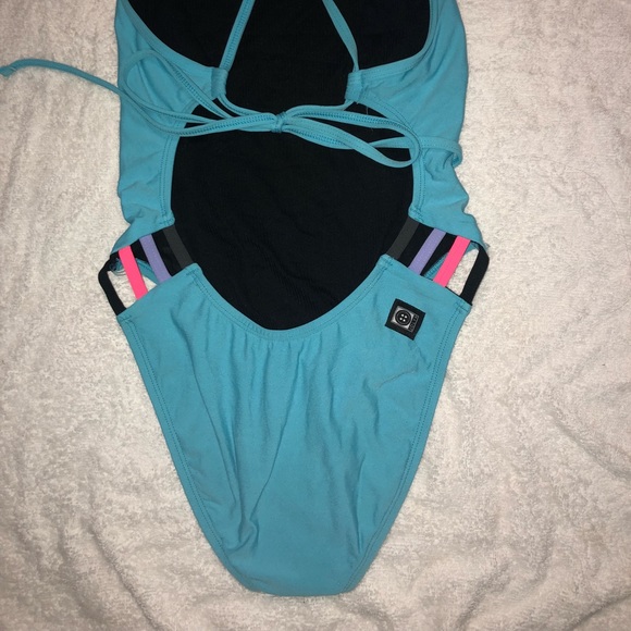Jolyn Clothing | Swim | Jolyn Gavin One Piece 32 | Poshmark